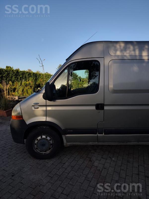 Grey Renault Master 2007 in Riga, with an engine capacity of 2.50 L and mileage of 551 thousand km for 1700 €, photo 4 on AUTOMOTO.COM.LV