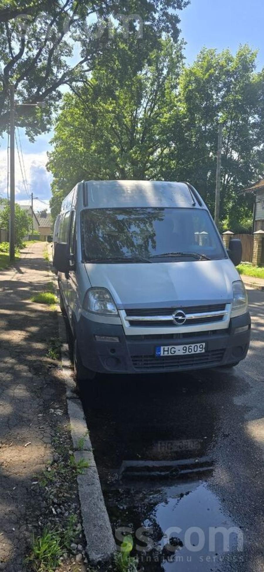 Pelēks Renault Master 2009 Rīga, ar dzinēja tilpumu 2.50 L un nobraukumu 530 tūkst. km par 1600 €, foto 1 vietnē AUTOMOTO.COM.LV