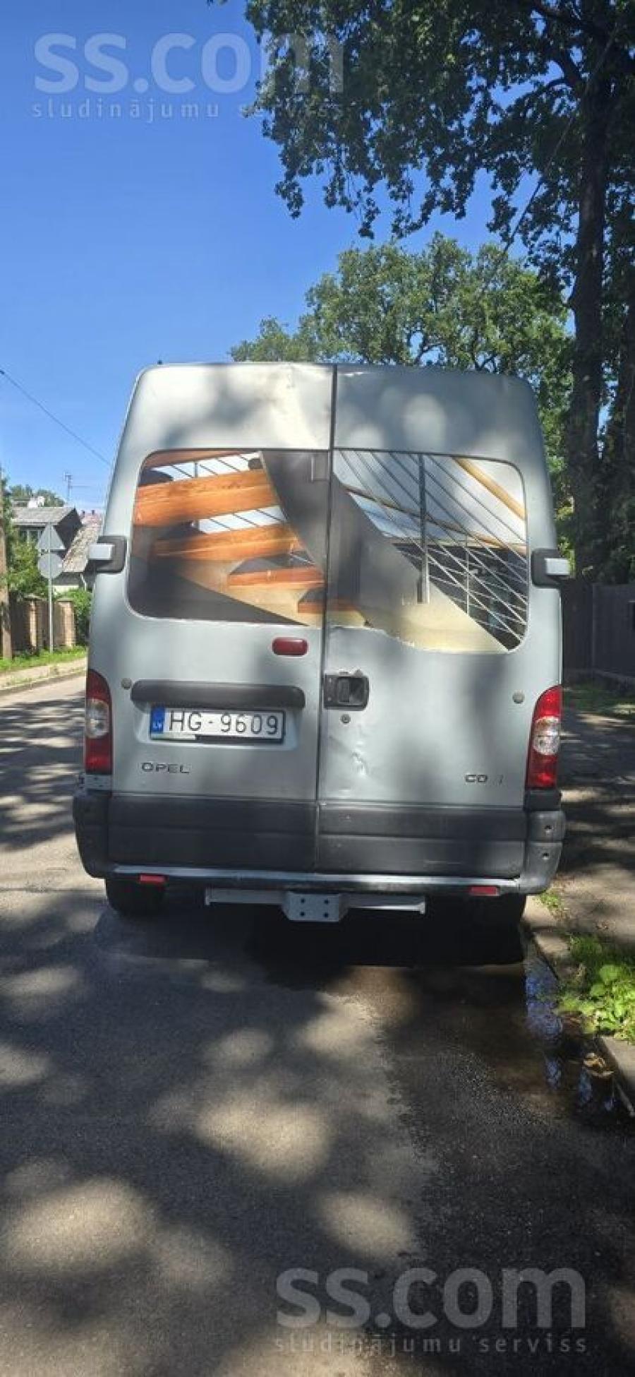 Pelēks Renault Master 2009 Rīga, ar dzinēja tilpumu 2.50 L un nobraukumu 530 tūkst. km par 1600 €, foto 4 vietnē AUTOMOTO.COM.LV