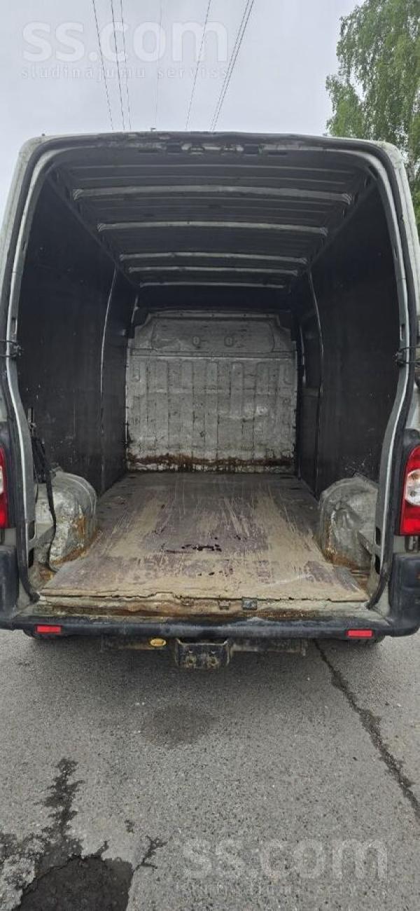 Pelēks Renault Master 2009 Rīga, ar dzinēja tilpumu 2.50 L un nobraukumu 530 tūkst. km par 1600 €, foto 4 vietnē AUTOMOTO.COM.LV