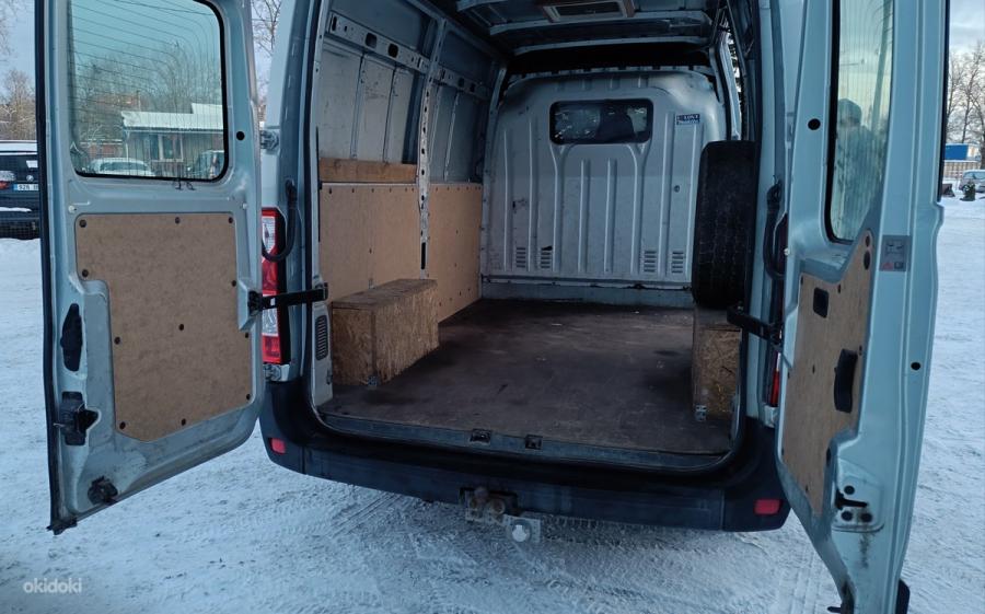 Grey Renault Master 2011 in Johvi, with an engine capacity of 2.20 L and mileage of 274 thousand km for 7200 €, photo 26 on AUTOMOTO.COM.LV
