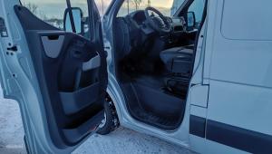 Grey Renault Master 2011 in Johvi, with an engine capacity of 2.20 L and mileage of 274 thousand km for 7200 €, photo 29 on AUTOMOTO.COM.LV
