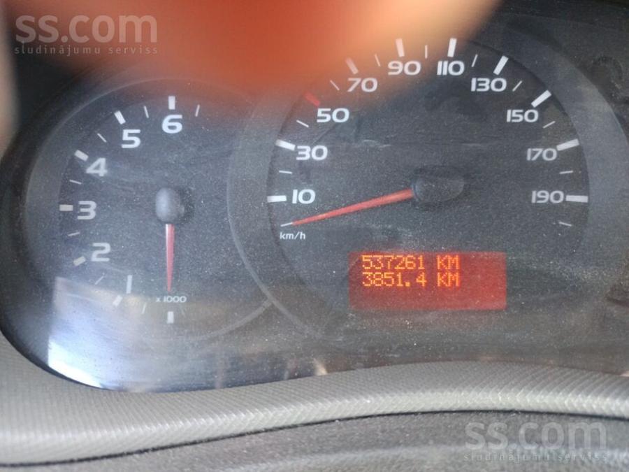 Grey Renault Master 2011 in Riga, with an engine capacity of 2.30 L and mileage of 538 thousand km for 3000 €, photo 5 on AUTOMOTO.COM.LV
