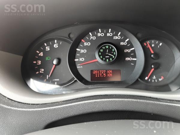 Grey Renault Master 2013 in Riga, with an engine capacity of 2.30 L and mileage of 281 thousand km for 6300 €, photo 9 on AUTOMOTO.COM.LV