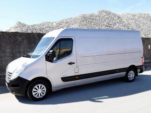 Grey Renault Master 2014 in Tallinn, with an engine capacity of 2.30 L and mileage of 335 thousand km for 4499 €, photo 12 on AUTOMOTO.COM.LV