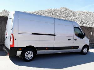 Grey Renault Master 2014 in Tallinn, with an engine capacity of 2.30 L and mileage of 335 thousand km for 4499 €, photo 14 on AUTOMOTO.COM.LV