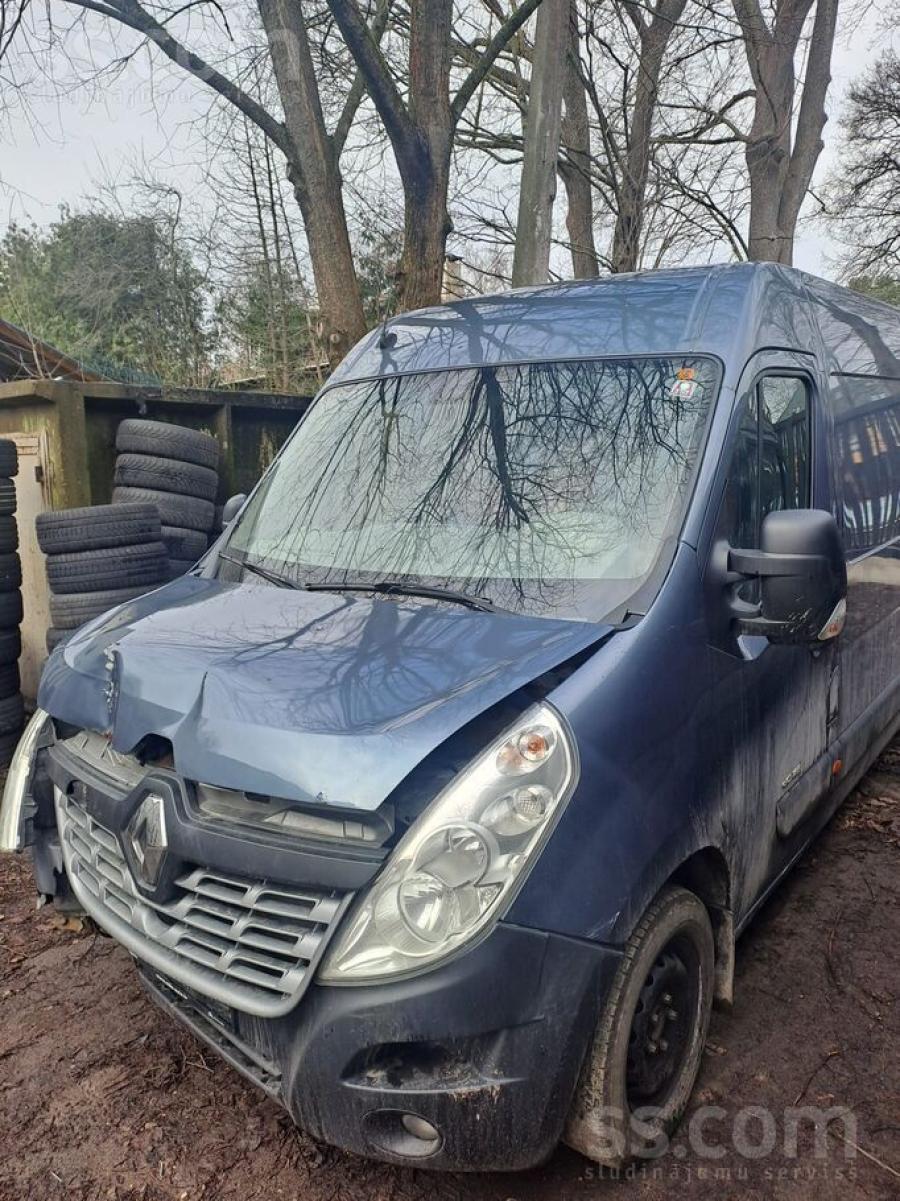Grey Renault Master 2015 in Riga, with an engine capacity of 2.30 L and mileage of 487 thousand km for 2900 €, photo 3 on AUTOMOTO.COM.LV
