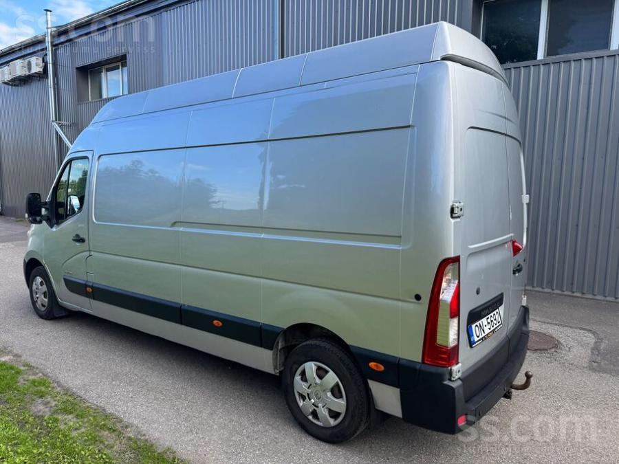 Grey Renault Master 2015 in Riga, with an engine capacity of 2.30 L and mileage of 380 thousand km for 10500 €, photo 6 on AUTOMOTO.COM.LV
