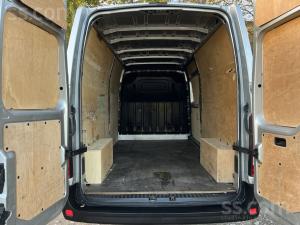 Grey Renault Master 2015 in Riga, with an engine capacity of 2.30 L and mileage of 221 thousand km for 12750 €, photo 11 on AUTOMOTO.COM.LV