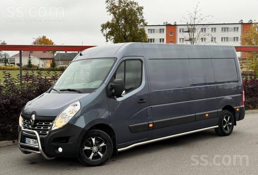 Grey Renault Master 2017 in Valka, with an engine capacity of 2.30 L and mileage of 240 thousand km for 12999 €, photo 2 on AUTOMOTO.COM.LV