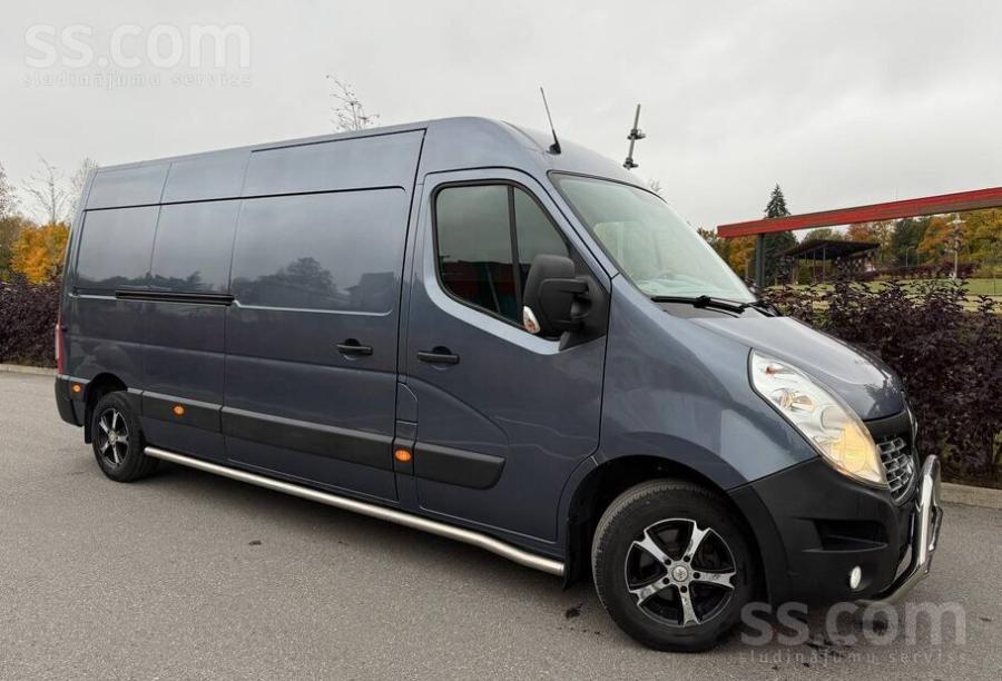 Grey Renault Master 2017 in Valka, with an engine capacity of 2.30 L and mileage of 240 thousand km for 12999 €, photo 12 on AUTOMOTO.COM.LV
