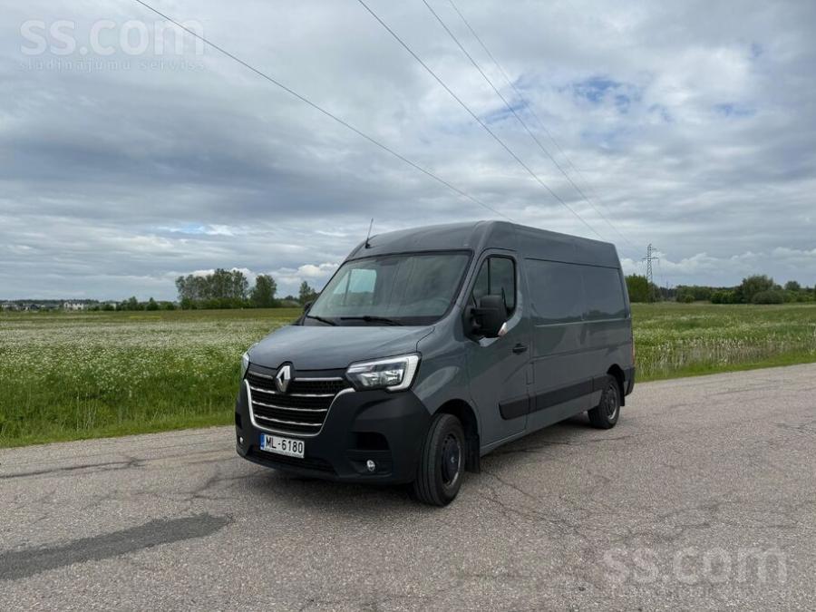 Grey Renault Master 2020 in Riga, with an engine capacity of 2.30 L and mileage of 124 thousand km for 4990 €, photo 2 on AUTOMOTO.COM.LV