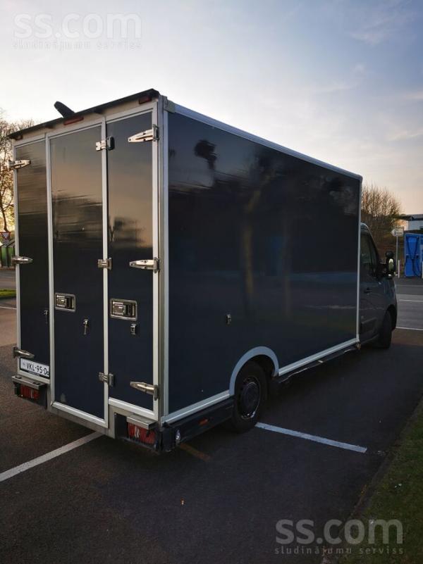 Pelēks Renault Master 2021 Bauska, ar dzinēja tilpumu 2.30 L un nobraukumu 159 tūkst. km par 16950 €, foto 2 vietnē AUTOMOTO.COM.LV