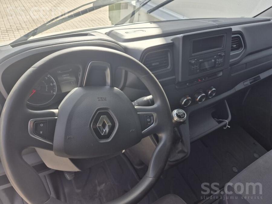 Grey Renault Master 2021 in Riga, with an engine capacity of 2.30 L and mileage of 270 thousand km for 15900 €, photo 6 on AUTOMOTO.COM.LV