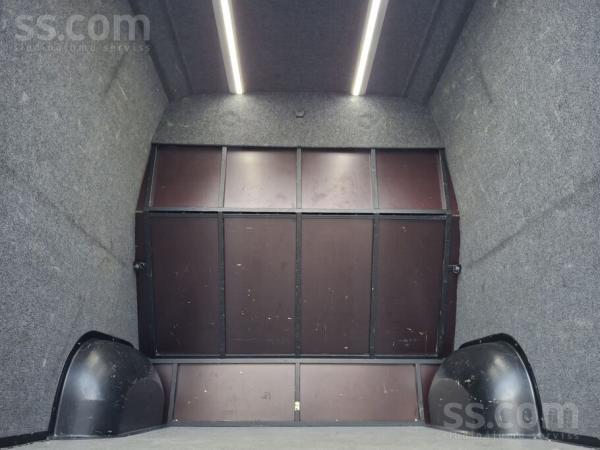 Grey Renault Master 2021 in Riga, with an engine capacity of 2.30 L and mileage of 900 thousand km for 15000 €, photo 11 on AUTOMOTO.COM.LV