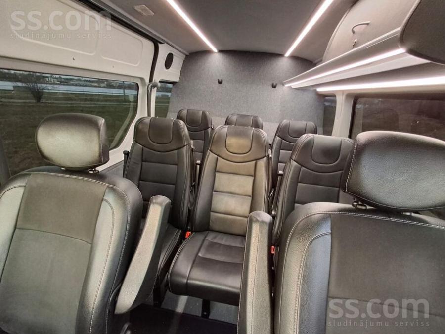 Grey Renault Master 2022 in Riga, with an engine capacity of 2.30 L and mileage of 552 thousand km for 19000 €, photo 9 on AUTOMOTO.COM.LV
