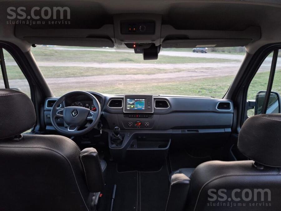 Grey Renault Master 2022 in Riga, with an engine capacity of 2.30 L and mileage of 552 thousand km for 19000 €, photo 14 on AUTOMOTO.COM.LV