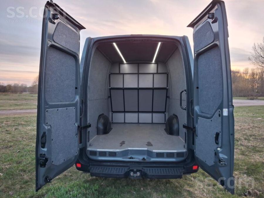 Grey Renault Master 2022 in Riga, with an engine capacity of 2.30 L and mileage of 552 thousand km for 19000 €, photo 17 on AUTOMOTO.COM.LV