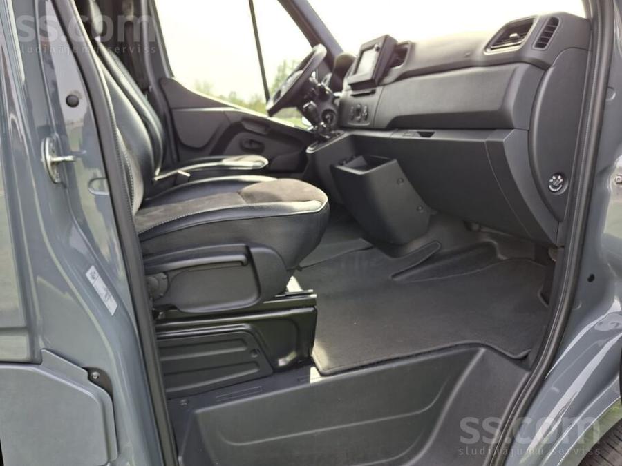 Pelēks Renault Master 2023 Rīga, ar dzinēja tilpumu 2.30 L un nobraukumu 237 tūkst. km par 40000 €, foto 10 vietnē AUTOMOTO.COM.LV