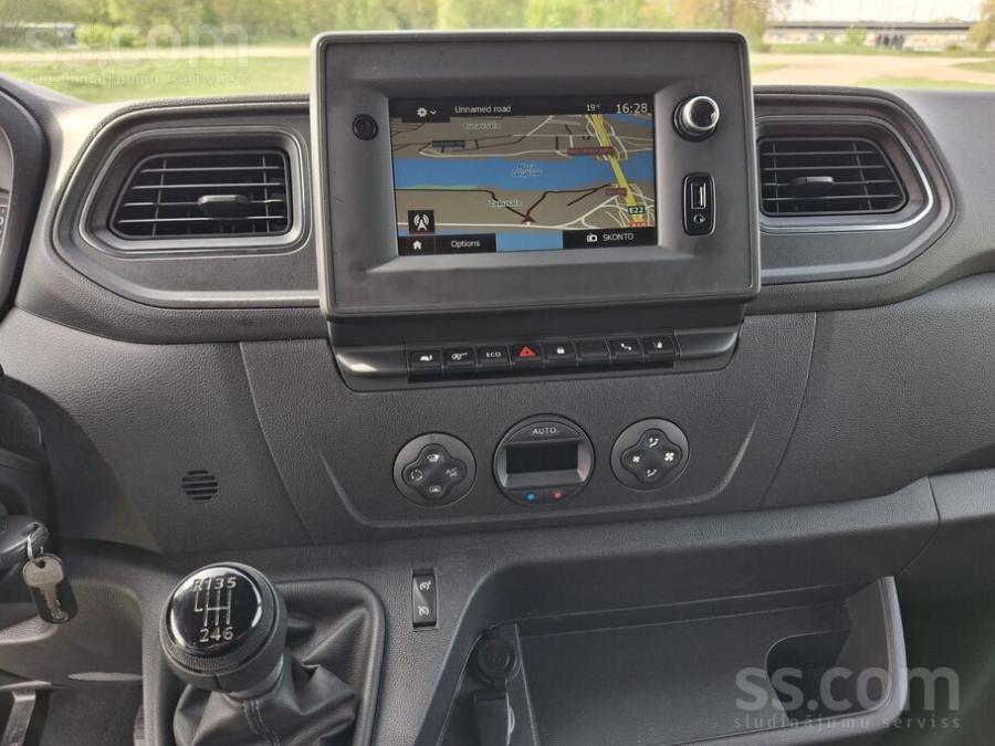 Pelēks Renault Master 2023 Rīga, ar dzinēja tilpumu 2.30 L un nobraukumu 237 tūkst. km par 40000 €, foto 16 vietnē AUTOMOTO.COM.LV