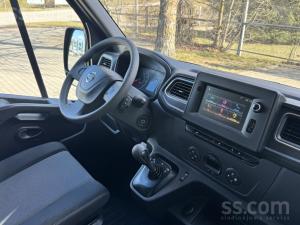 Grey Renault Master 2023 in Tukums, with an engine capacity of 2.30 L and mileage of 166 thousand km for 17500 €, photo 10 on AUTOMOTO.COM.LV