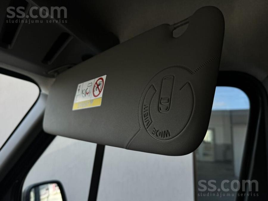 Grey Renault Master 2023 in Tukums, with an engine capacity of 2.30 L and mileage of 166 thousand km for 17500 €, photo 15 on AUTOMOTO.COM.LV
