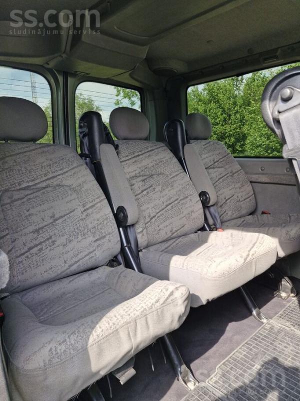 Renault Master 2006 in Jekabpils, with an engine capacity of 2.50 L and mileage of 235 thousand km for 4350 €, photo 7 on AUTOMOTO.COM.LV