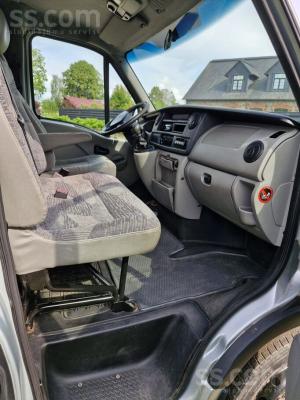 Renault Master 2006 Jēkabpils, ar dzinēja tilpumu 2.50 L un nobraukumu 235 tūkst. km par 4350 €, foto 9 vietnē AUTOMOTO.COM.LV