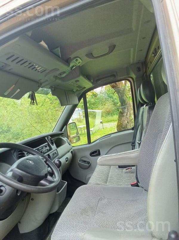 Renault Master 2008 in Bauska, with an engine capacity of 2.50 L and mileage of 391 thousand km for 6999 €, photo 8 on AUTOMOTO.COM.LV