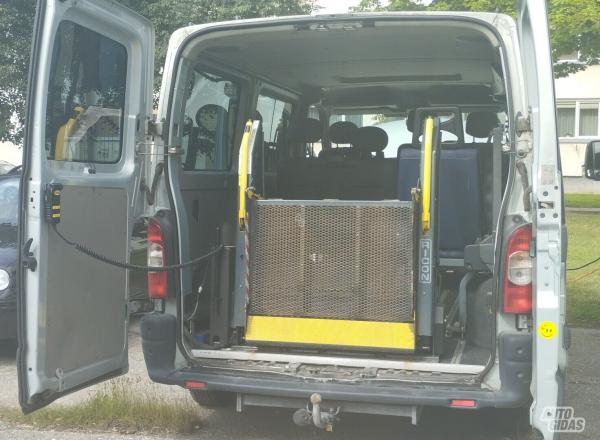 Renault Master 2011 in Panevezys, with an engine capacity of 2.50 L and mileage of 229 thousand km for 5000 €, photo 3 on AUTOMOTO.COM.LV