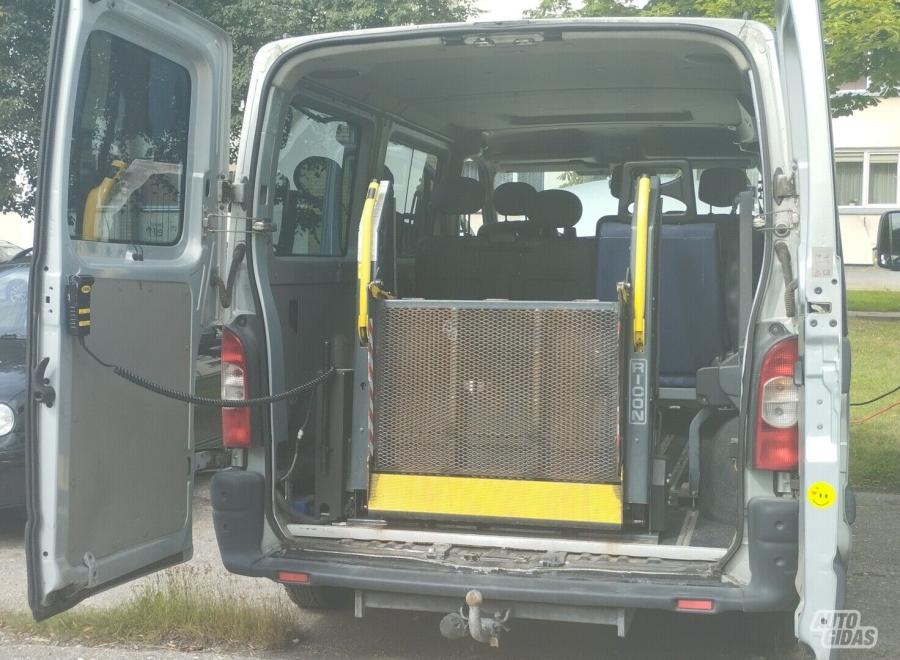 Renault Master 2011 in Panevezys, with an engine capacity of 2.50 L and mileage of 229 thousand km for 5000 €, photo 4 on AUTOMOTO.COM.LV