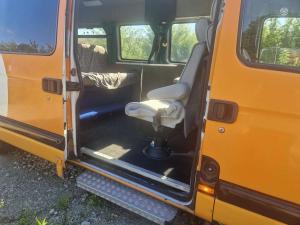 Orange Renault Master 2002 in Vilnius, with an engine capacity of 2.19 L and mileage of 361 thousand km for 6000 €, photo 6 on AUTOMOTO.COM.LV