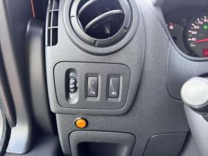 Oranžs Renault Master 2019 Radviliškis, ar dzinēja tilpumu 2.30 L un nobraukumu 230 tūkst. km par 14459 €, foto 17 vietnē AUTOMOTO.COM.LV