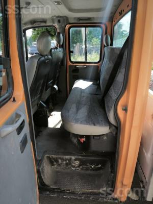 Orange Renault Master 2005 in Cesis, with an engine capacity of 2.50 L and mileage of 217 thousand km for 5445 €, photo 6 on AUTOMOTO.COM.LV
