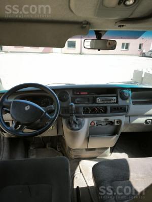 Orange Renault Master 2005 in Cesis, with an engine capacity of 2.50 L and mileage of 217 thousand km for 5445 €, photo 8 on AUTOMOTO.COM.LV