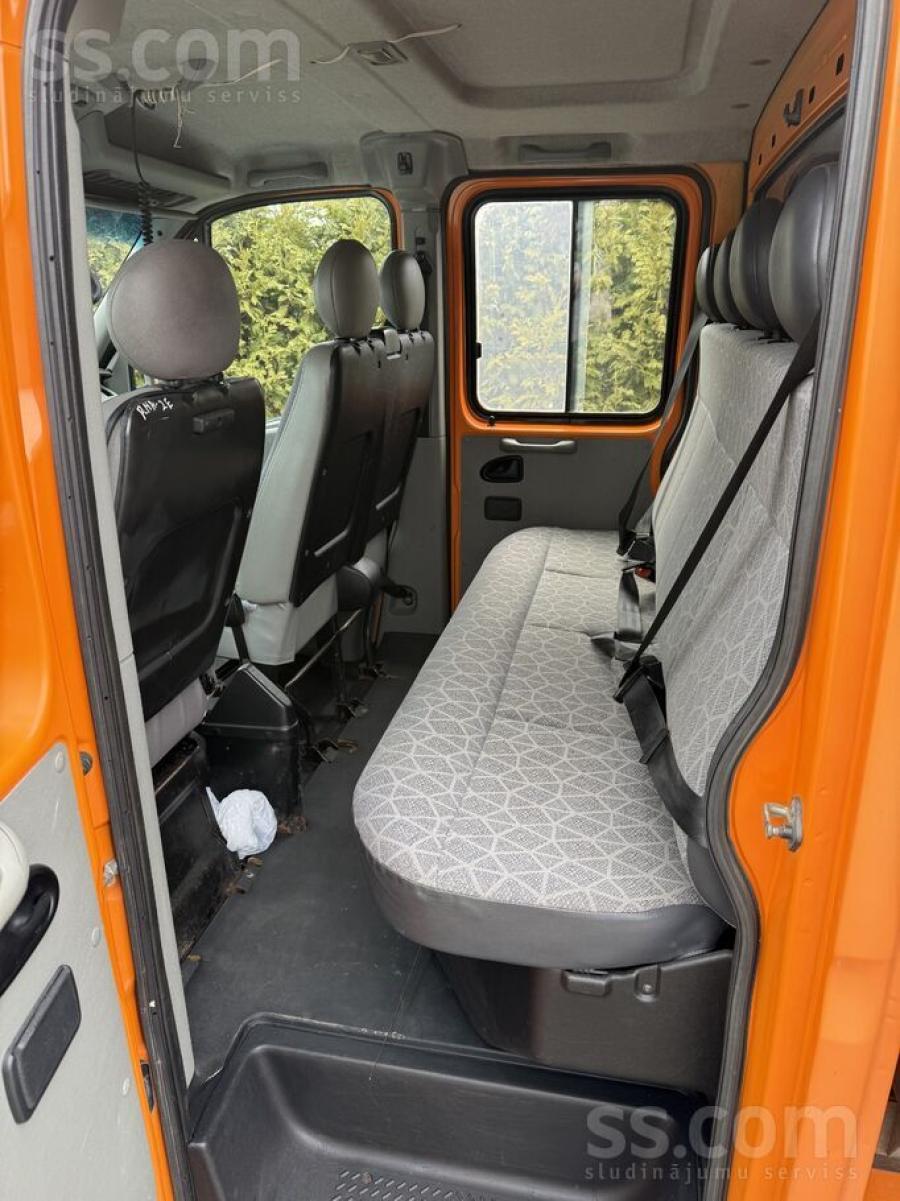 Orange Renault Master 2008 in Riga, with an engine capacity of 2.50 L and mileage of 395 thousand km for 3500 €, photo 10 on AUTOMOTO.COM.LV