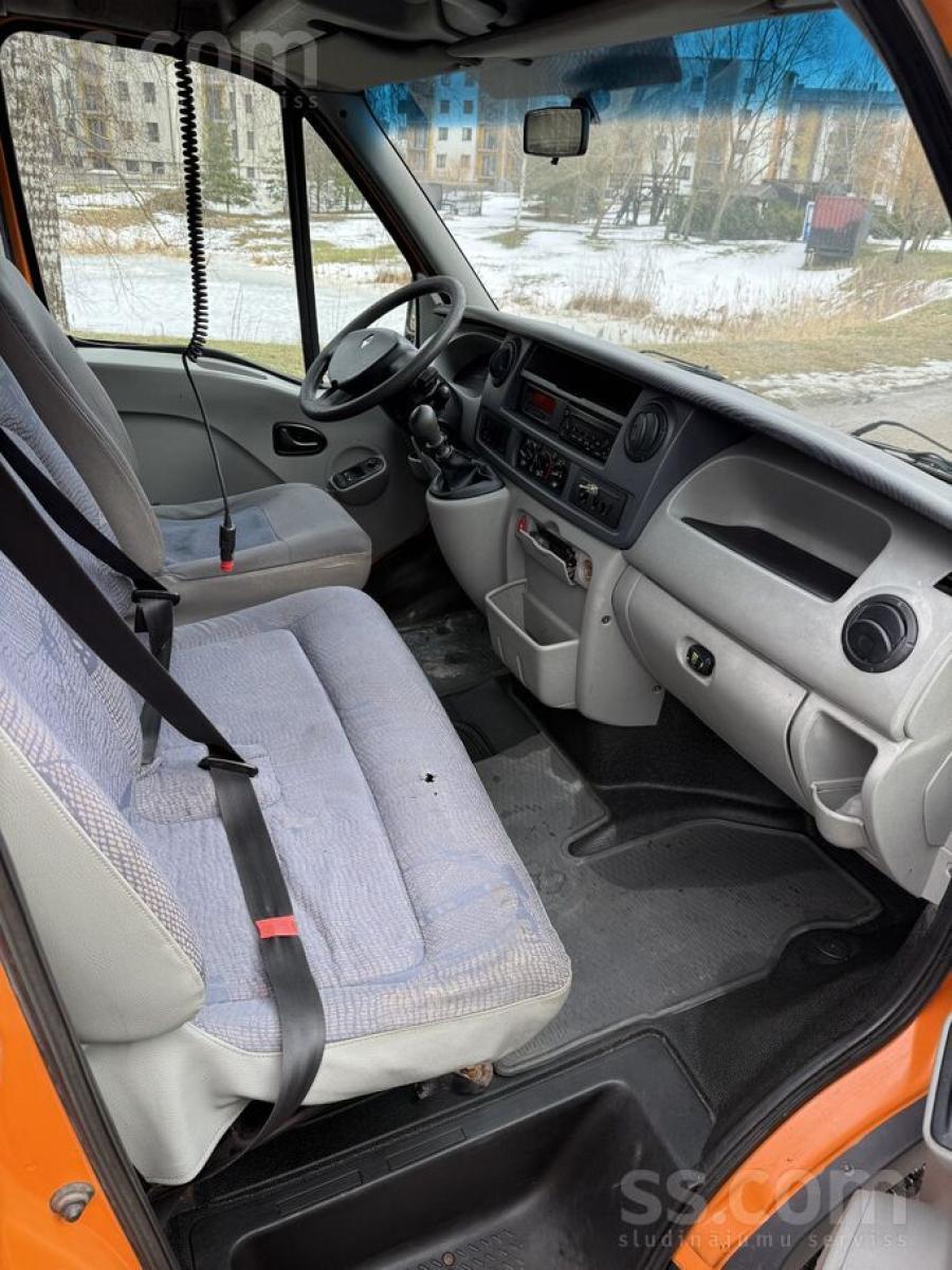 Orange Renault Master 2008 in Riga, with an engine capacity of 2.50 L and mileage of 395 thousand km for 3500 €, photo 11 on AUTOMOTO.COM.LV