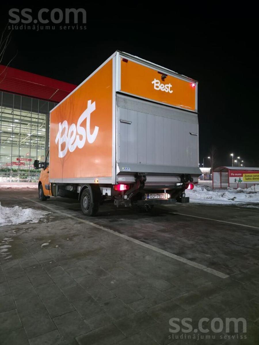 Orange Renault Master 2018 in Riga, with an engine capacity of 2.30 L and mileage of 235 thousand km for 10500 €, photo 4 on AUTOMOTO.COM.LV
