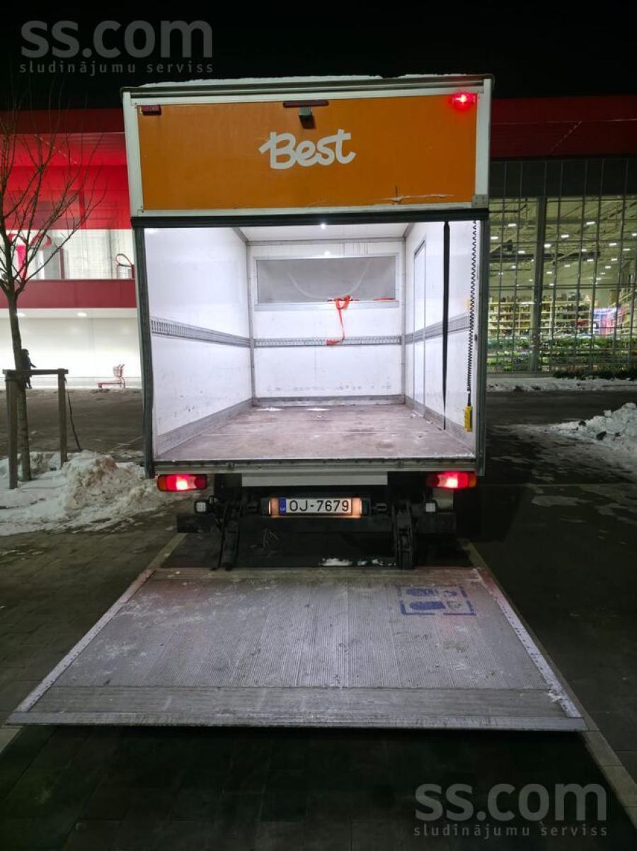 Orange Renault Master 2018 in Riga, with an engine capacity of 2.30 L and mileage of 235 thousand km for 10500 €, photo 5 on AUTOMOTO.COM.LV