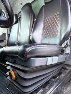 Orange Renault Master 2018 in Riga, with an engine capacity of 2.30 L and mileage of 235 thousand km for 10500 €, photo 10 on AUTOMOTO.COM.LV