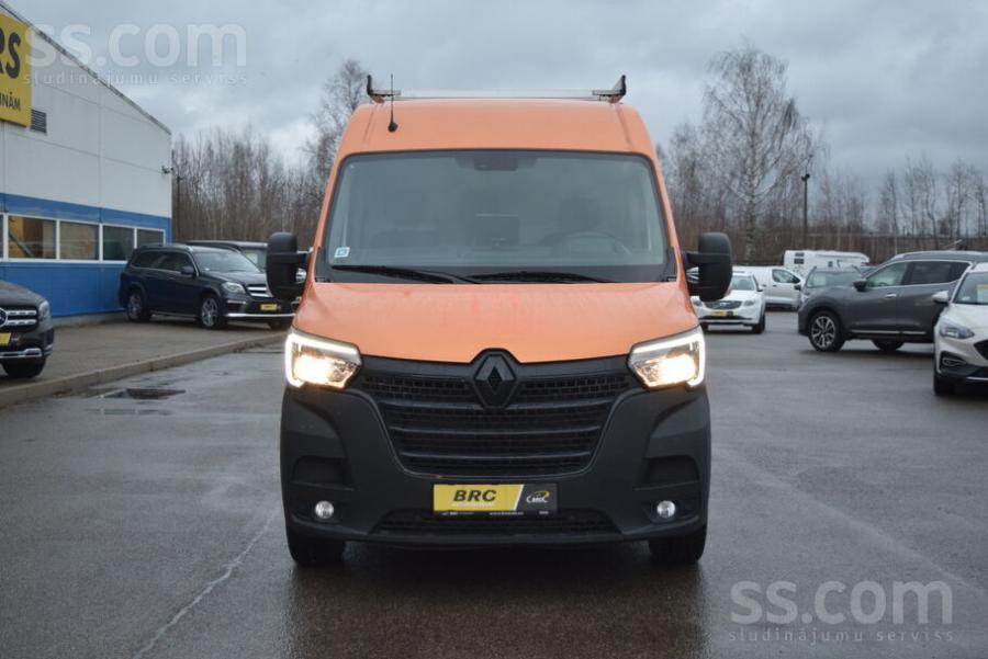 Orange Renault Master 2023 in Riga, with an engine capacity of 2.30 L and mileage of 20 thousand km for 29500 €, photo 2 on AUTOMOTO.COM.LV