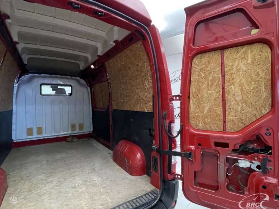 Sarkans Renault Master 2012 Viļņa, ar dzinēja tilpumu 2.30 L un nobraukumu 322 tūkst. km par 4900 €, foto 15 vietnē AUTOMOTO.COM.LV