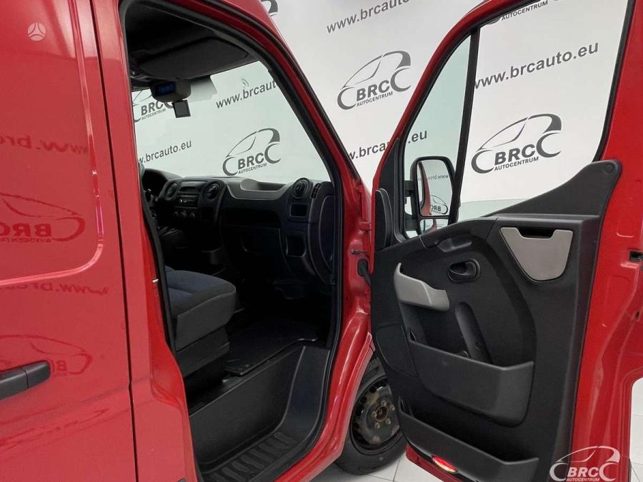 Red Renault Master 2012 in Vilnius, with an engine capacity of 2.30 L and mileage of 322 thousand km for 4900 €, photo 8 on AUTOMOTO.COM.LV
