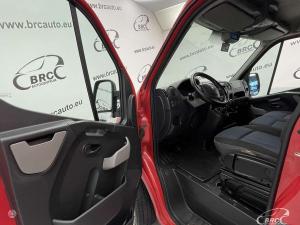Red Renault Master 2012 in Vilnius, with an engine capacity of 2.30 L and mileage of 322 thousand km for 4900 €, photo 18 on AUTOMOTO.COM.LV