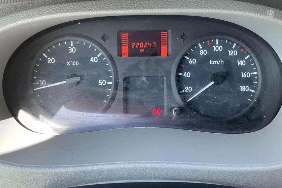 Красный Рено Мастер 2019 в Вильнюс, объемом двигателя 0.00 л и пробегом 220 тыс. км за 14900 €, фото 17 на AUTOMOTO.COM.LV