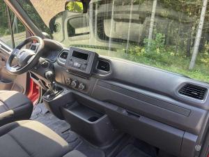Red Renault Master 2021 in Klaipeda, with an engine capacity of 2.30 L and mileage of 118 thousand km for 16900 €, photo 13 on AUTOMOTO.COM.LV
