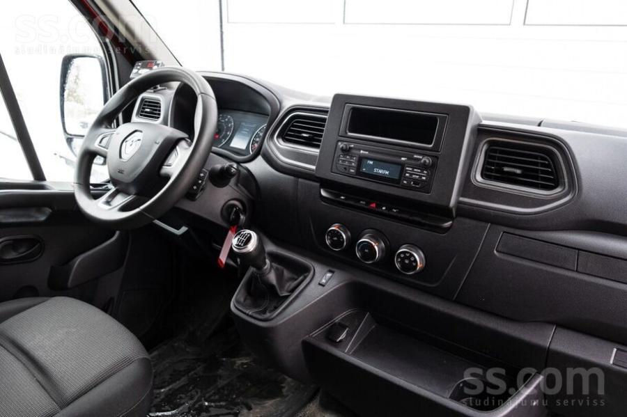 Red Renault Master 2022 in Riga, with an engine capacity of 2.30 L and mileage of 130 thousand km for 16950 €, photo 8 on AUTOMOTO.COM.LV