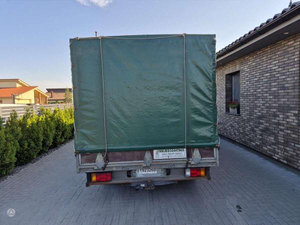Red Renault Master 2005 in Klaipeda, with an engine capacity of 2.50 L and mileage of 230 thousand km for 5600 €, photo 6 on AUTOMOTO.COM.LV