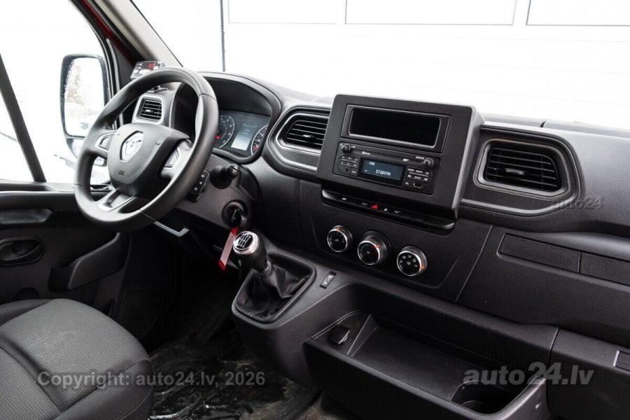 Red Renault Master 2022 in Riga, with an engine capacity of 2.30 L and mileage of 130 thousand km for 17370 €, photo 8 on AUTOMOTO.COM.LV
