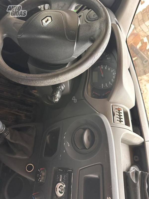 Renault Master 2014 Šauļi vietnē Renault Master 2014 Šauļi, ar dzinēja tilpumu 2.30 L un nobraukumu 200 tūkst. km par 2800 €, foto 4 vietnē AUTOMOTO.COM.LV